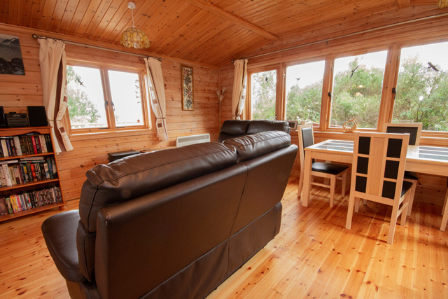 Red Kite Log Cabin near Inverness